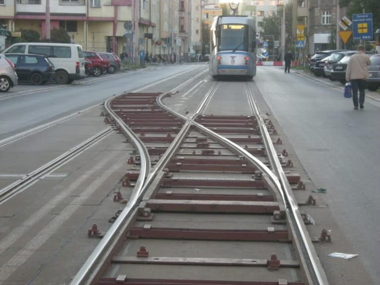 Temporary tram diversion tracks, Kletterweiche can assist in tramway ...